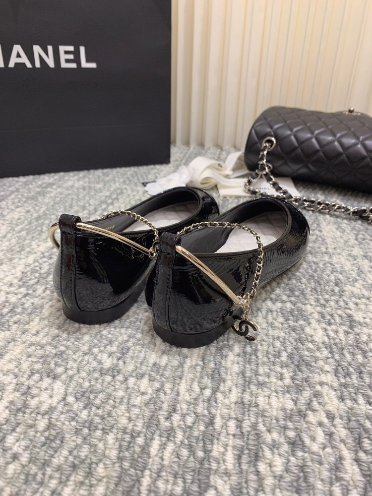 Chanel Mary Jane shoes Size:35-40 - ART GALLERY 100 Chanel Mary Jane shoes Size:35-40 - ART GALLERY 100